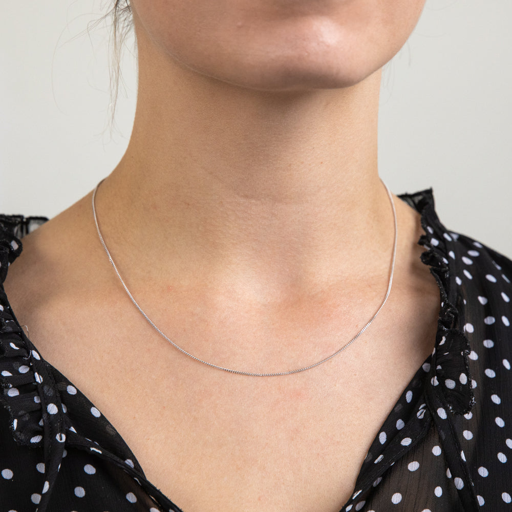 9ct White Solid Gold Diamond Cut 45cm Curb Chain – Grahams Jewellers