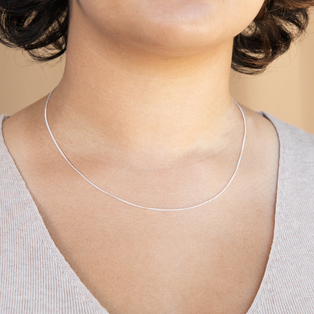 Sterling Silver 30 Gauge 45cm Curb Chain – Grahams Jewellers